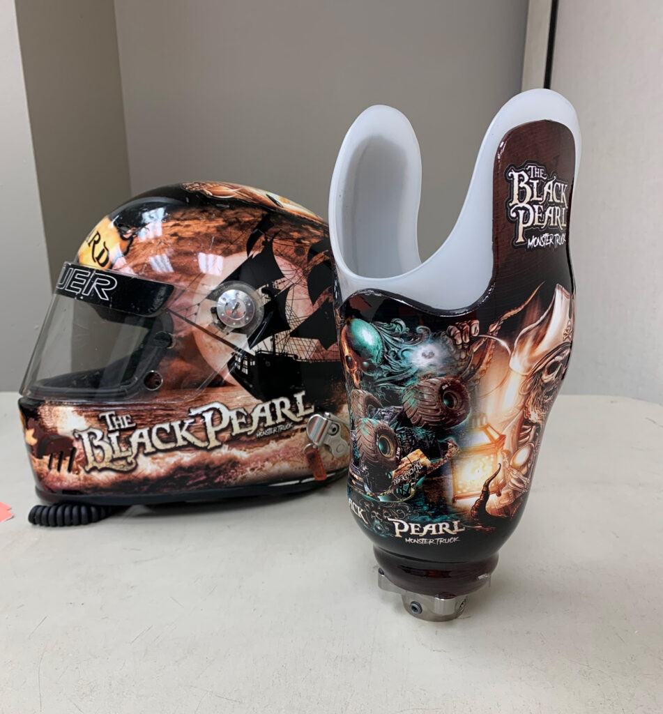 Behind-The-Wheels - Black Pearl Monster Truck